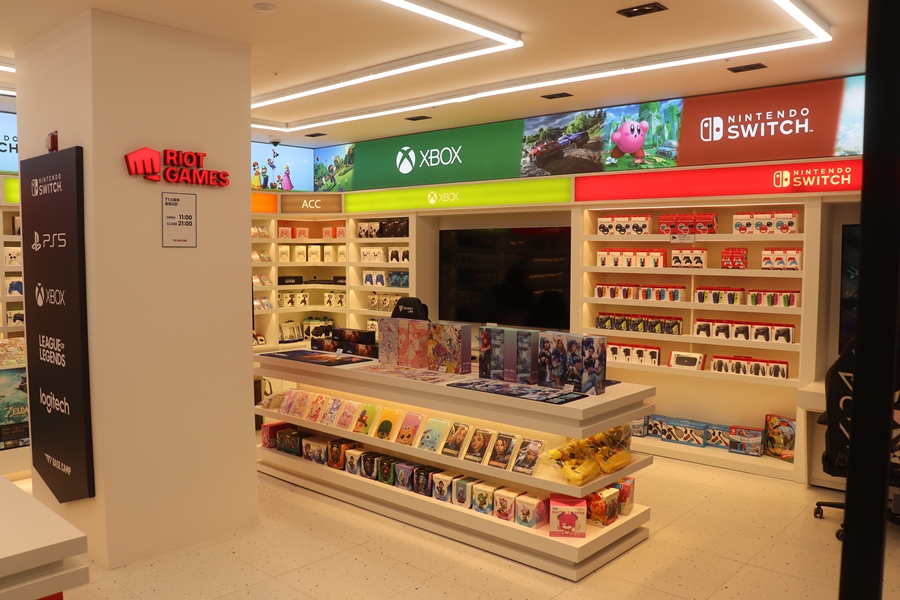 T1 베이스캠프, 뷰잉 파티-입단 테스트 가능한 '3세대 PC방'