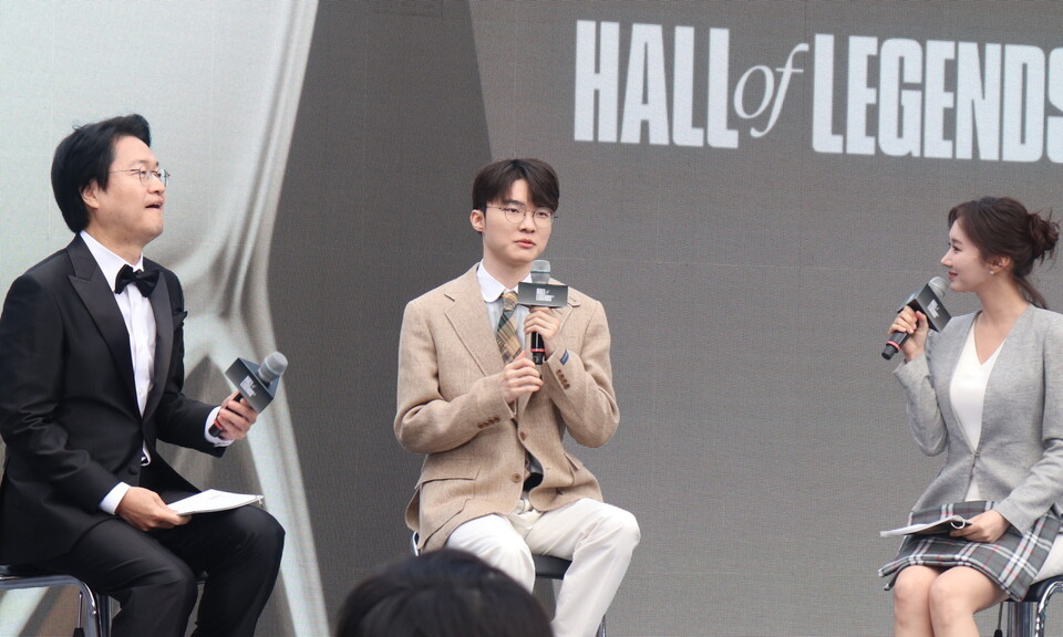 'LoL GOAT' 페이커, 전설의 전당에 첫 이름을 새기다