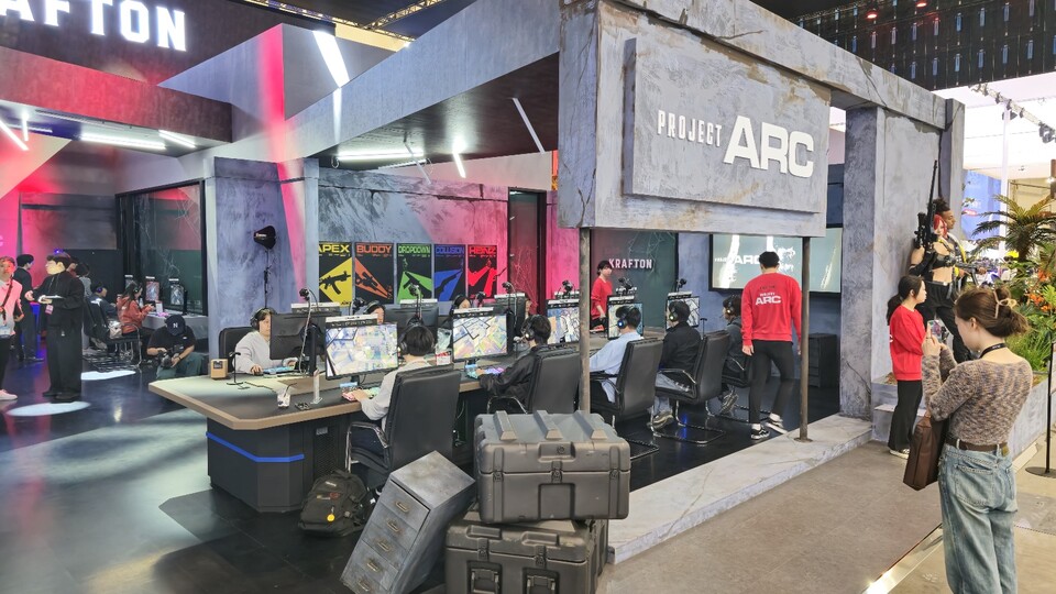 프로젝트 아크, 탑타운 시점으로 강화한 TPS의 긴장감